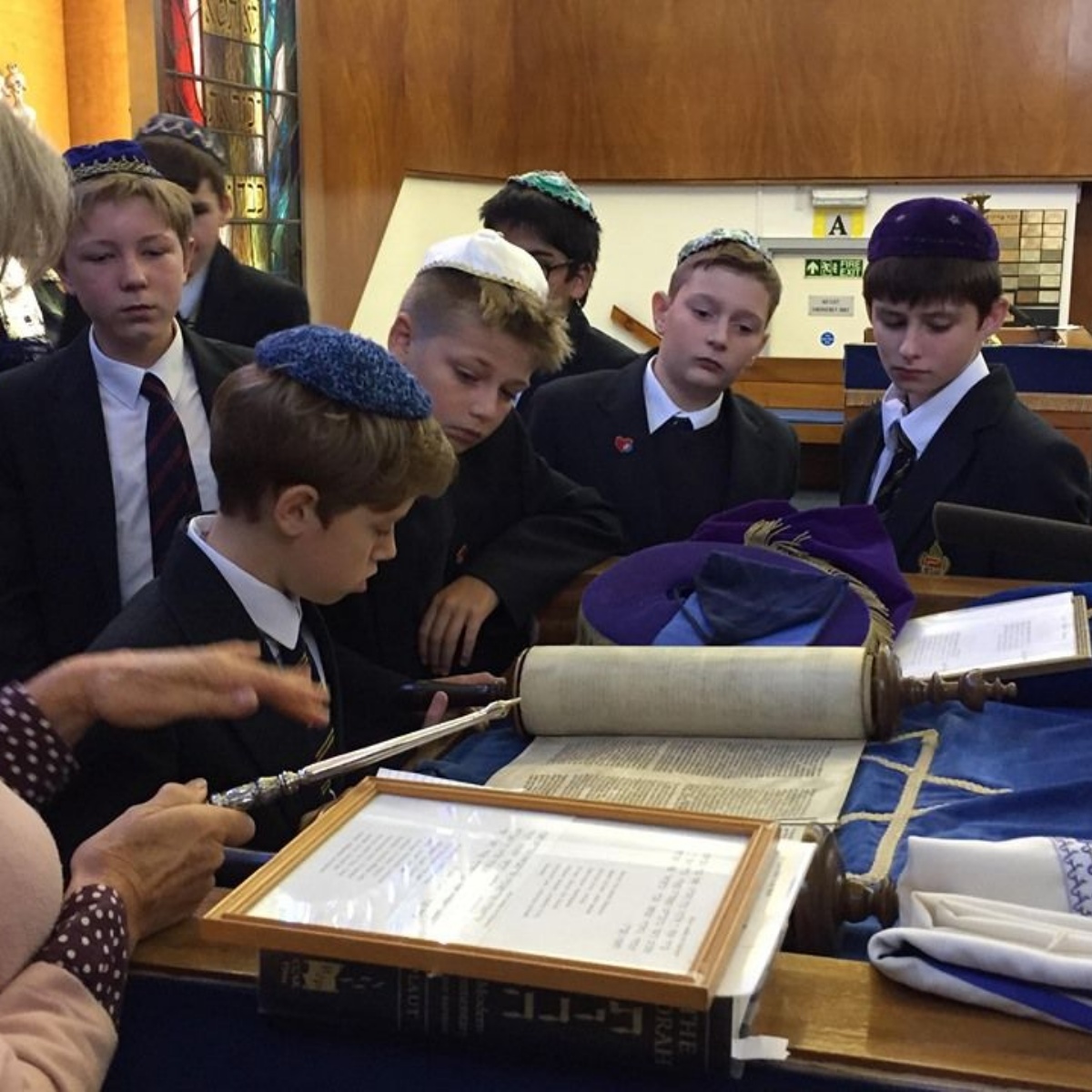 RE Trip to Brighton & Hove Reform Synagogue - Slindon College